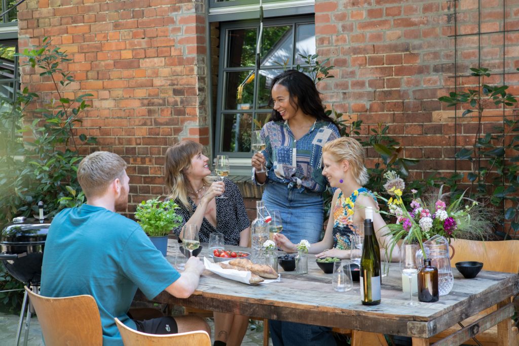 Win BBQ Season With These Food and Wine Pairings - Clink Different